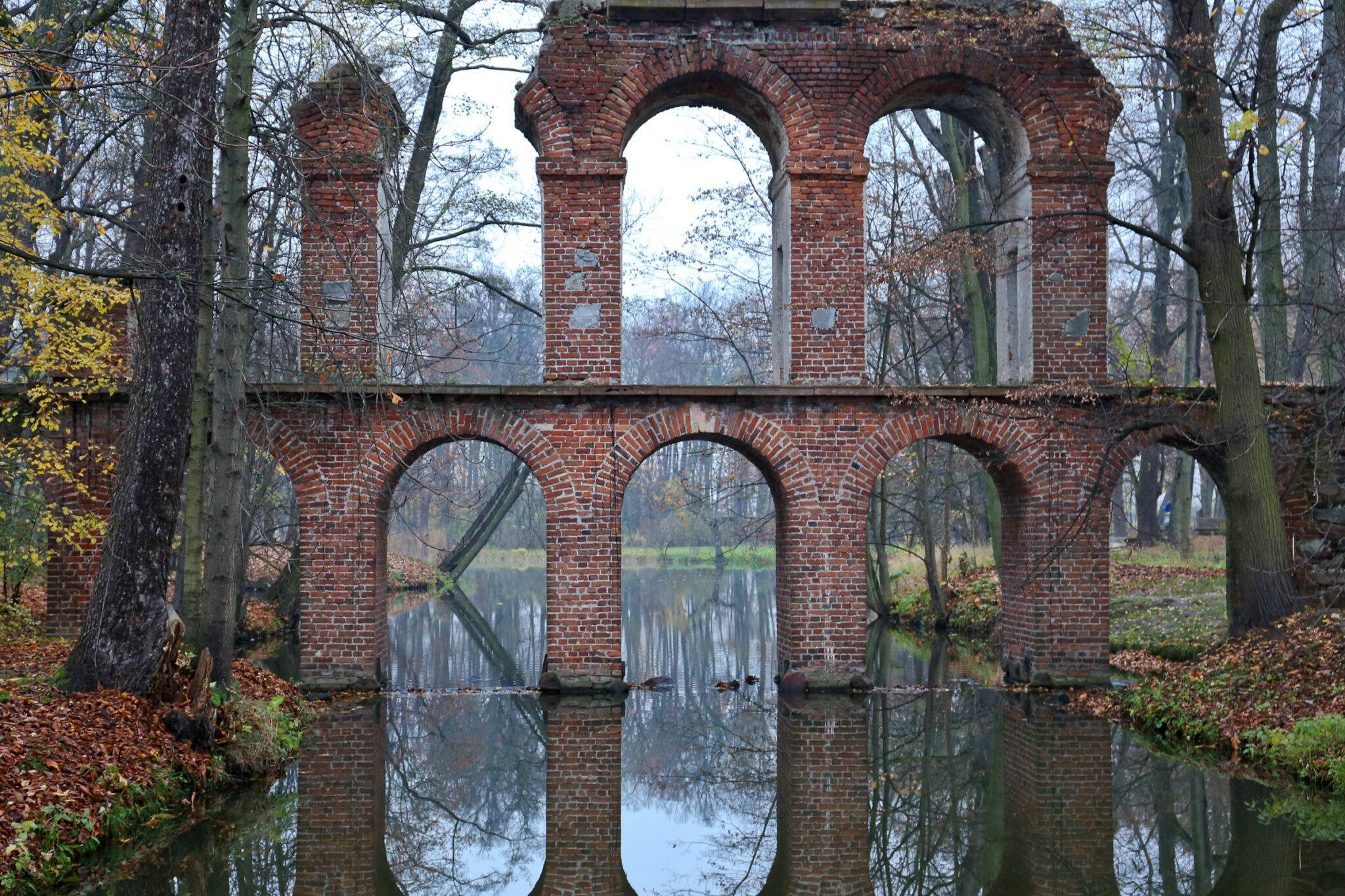 Pałac w Nieborowie i romantyczny Park w Arkadii, łódzkie atrakcje