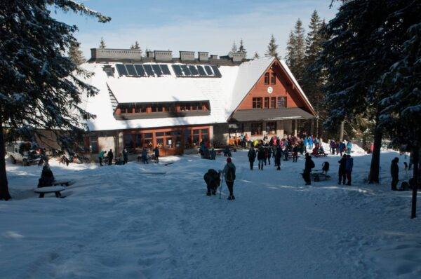 Babia Góra szlak: TOP 3 trasy, ile się idzie i skąd zacząć?