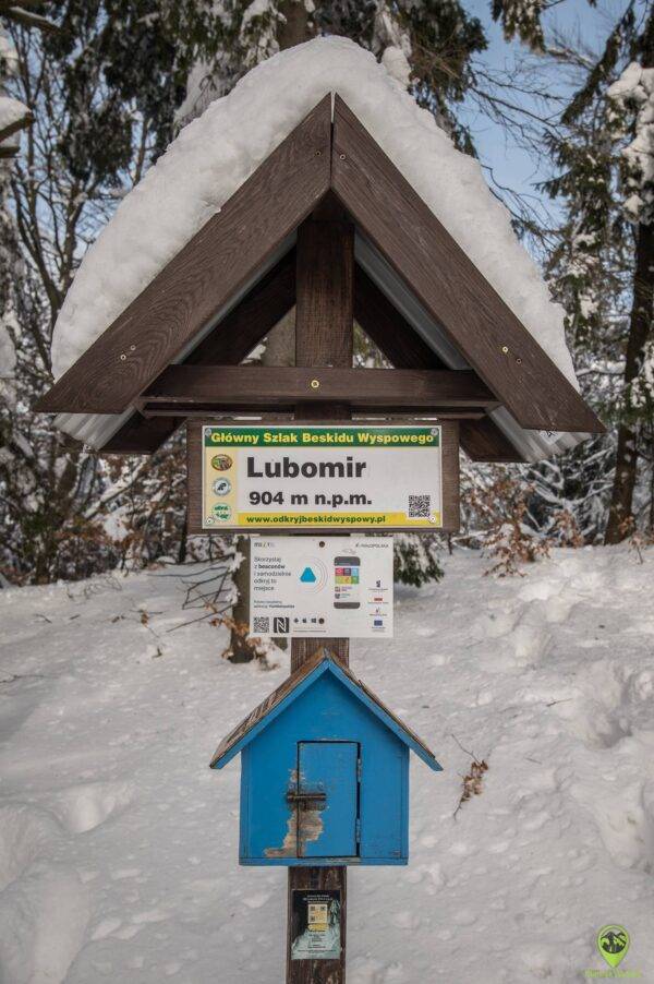 Najkrótszy szlak na Lubomir, łatwa trasa do schroniska