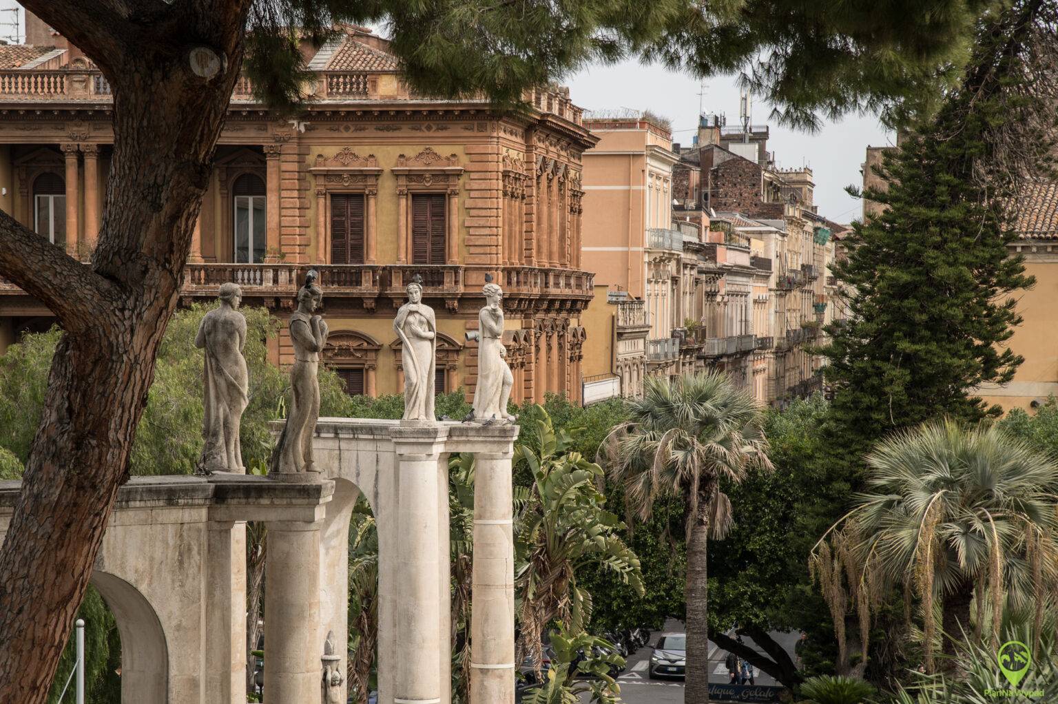 Katania: niezwyłe atrakcje perły Sycylii, 12 zaskakujących miejsc