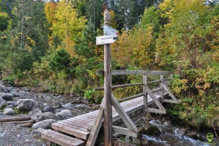 Szlak na Czerwone Wierchy: TOP 3 trasy, ile się idzie? Mapa
