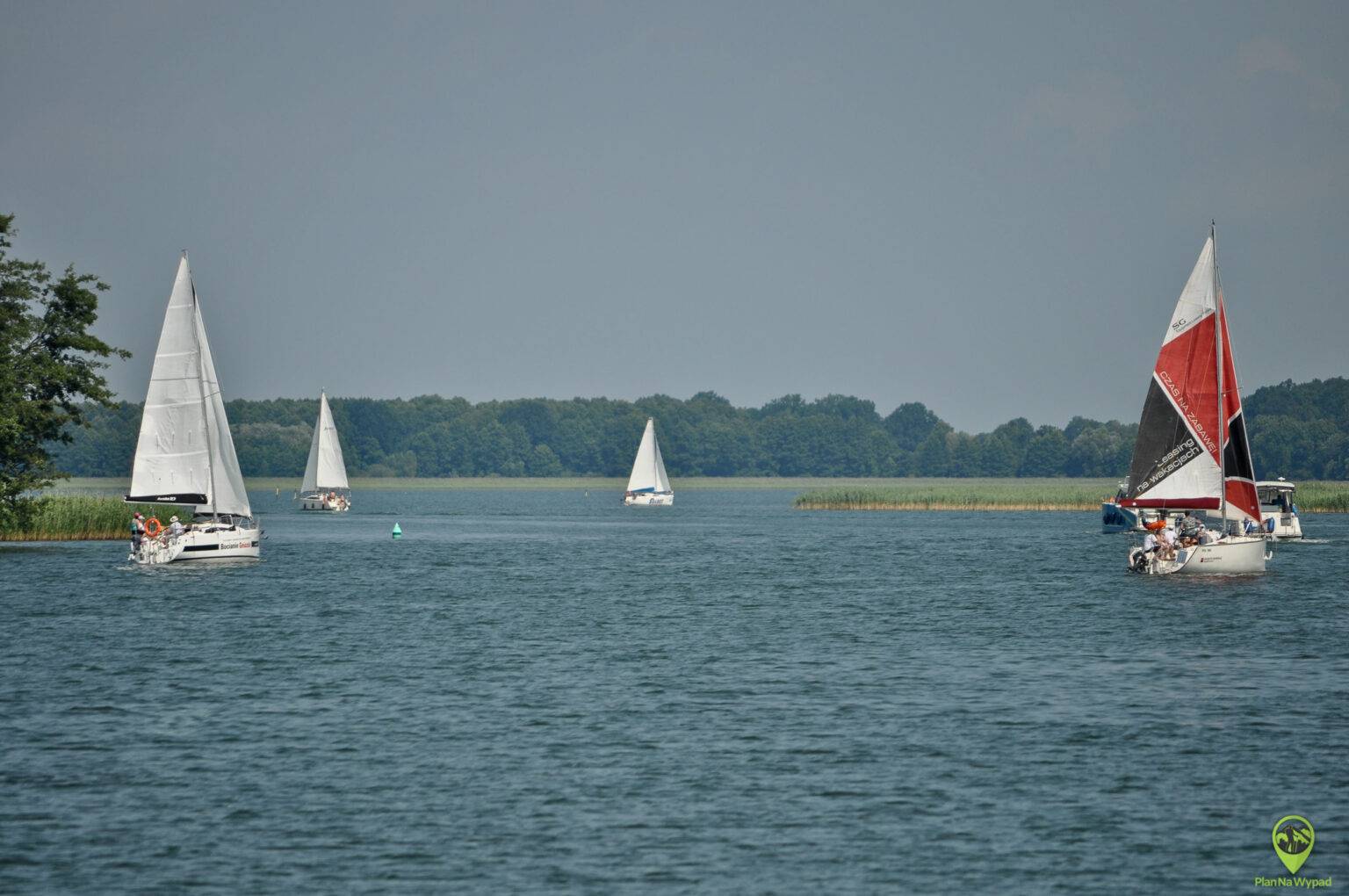Jezioro Mamry - atrakcje, porty, powierzchnia, głębokość