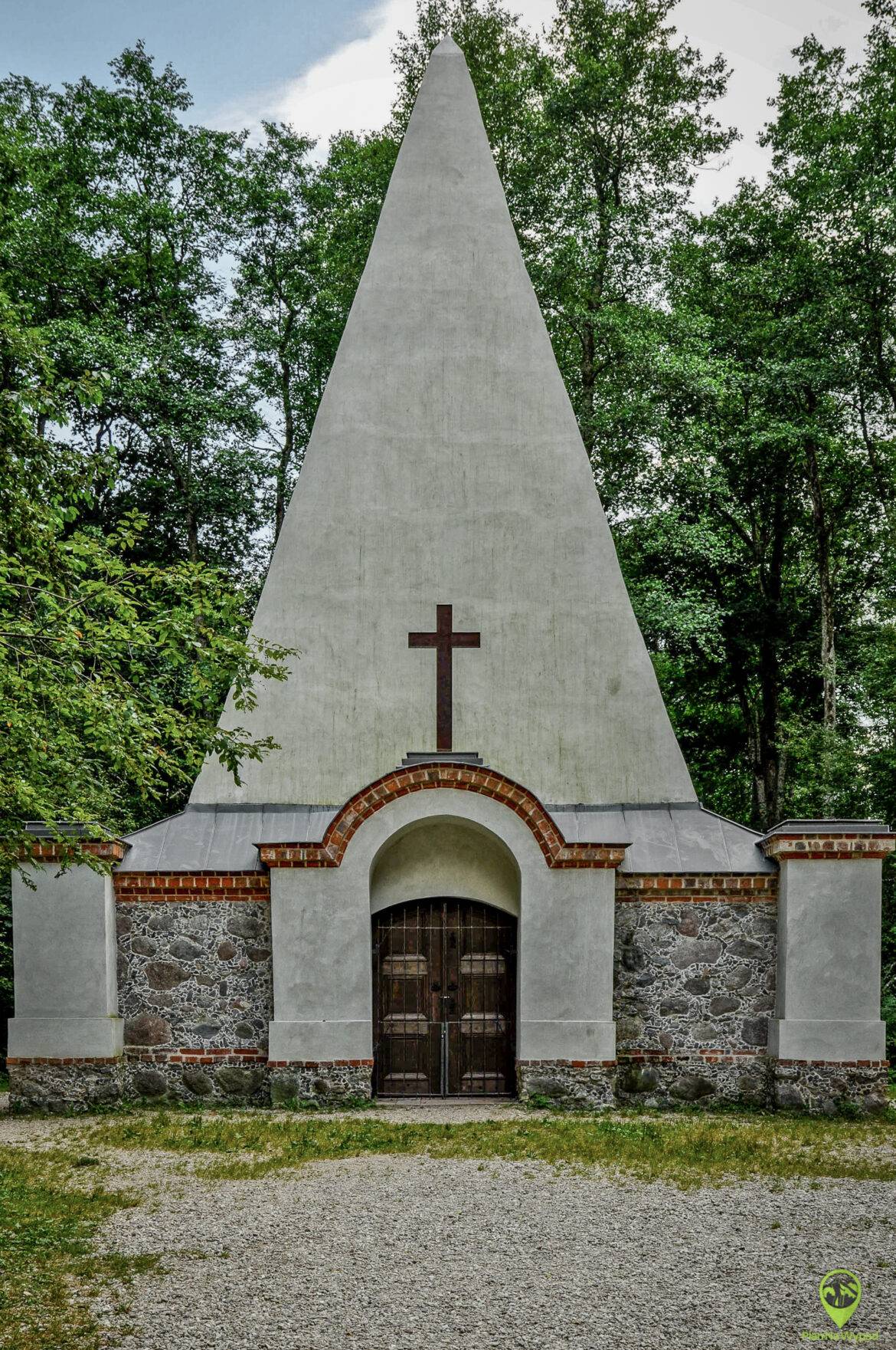 Piramida w Rapie: zwiedzanie, historia grobowca, ciekawostki