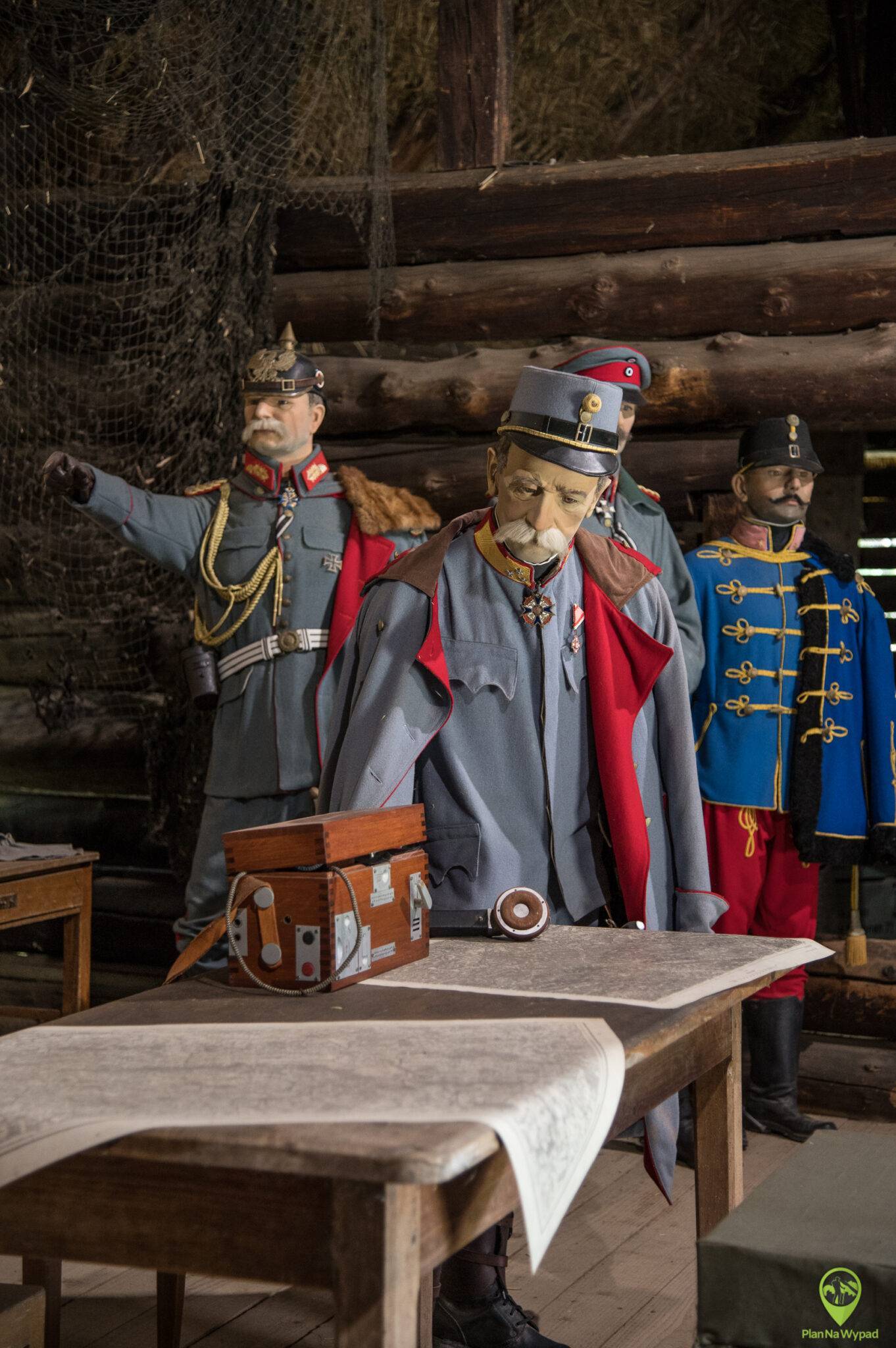 Szymbark (Małopolska): atrakcje, skansen i kasztel, zwiedzanie