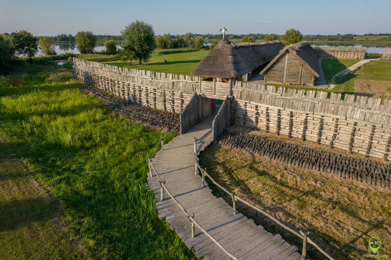 Biskupin Muzeum Archeologiczne: zwiedzanie osady, bilety