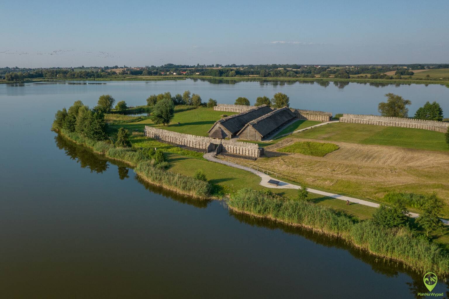 Biskupin Muzeum Archeologiczne: zwiedzanie osady, bilety